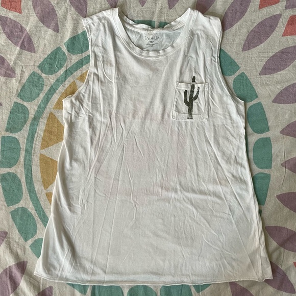 Zoe + Liv | Tops | Zoe Liv Cactus Tank Top | Poshmark